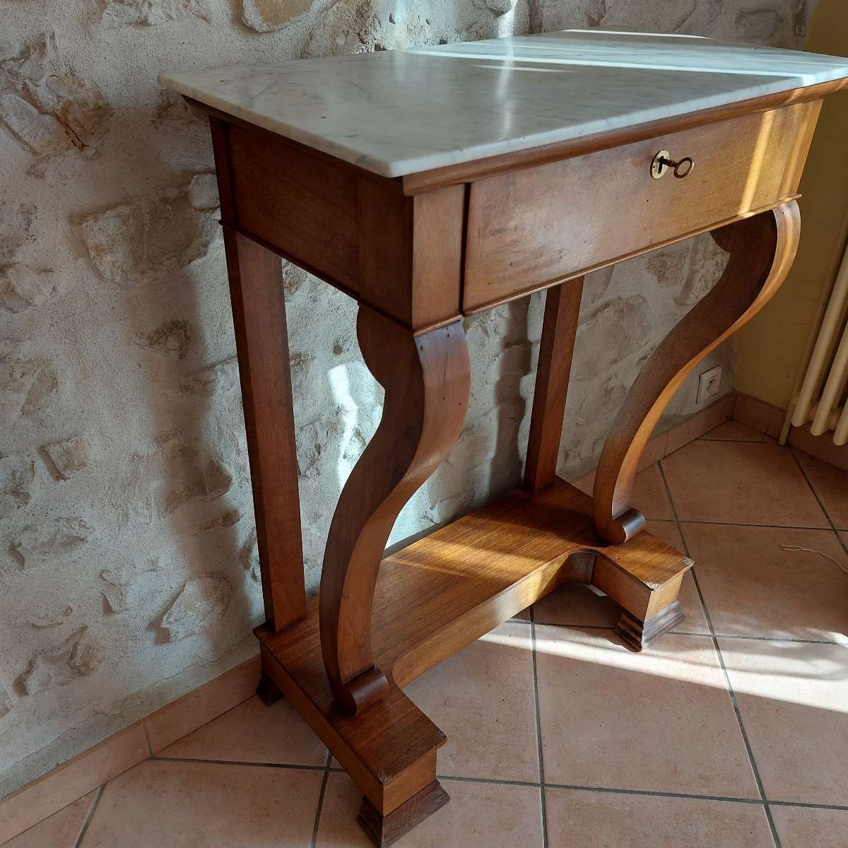 Commandez notre console bois massif et marbre chez Re-Née-Sens à ...